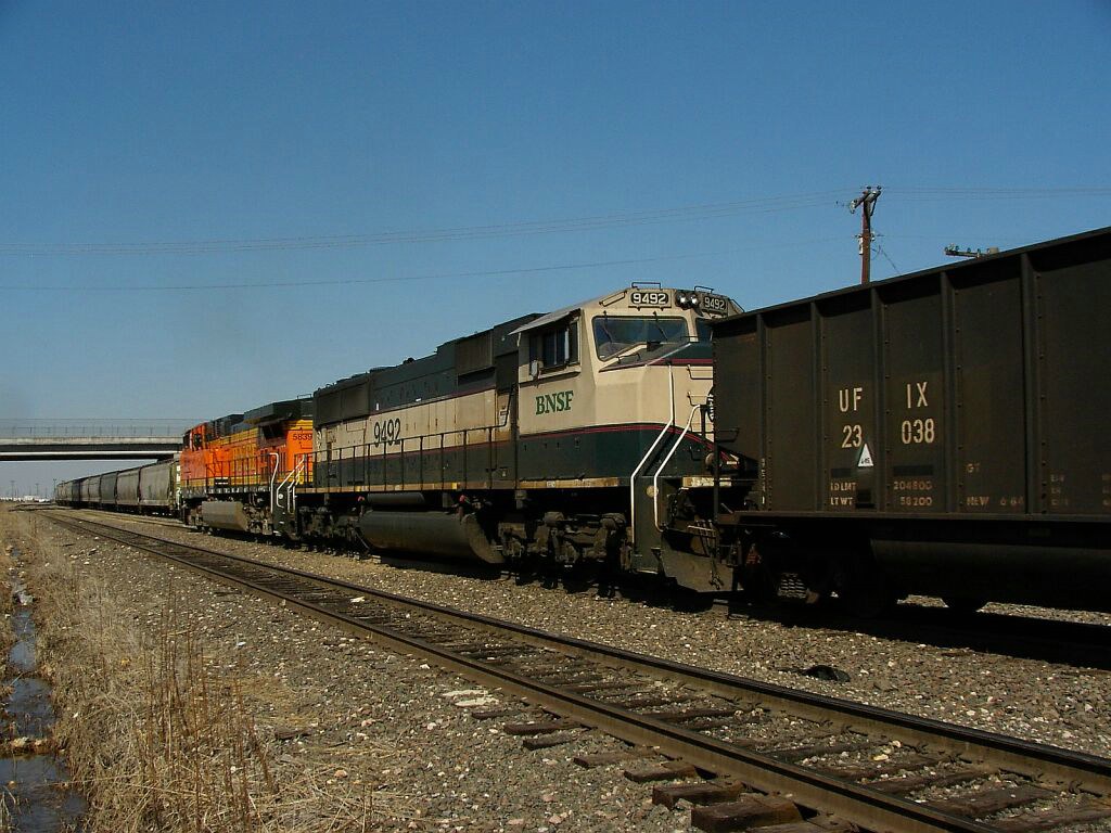 BNSF 9492
